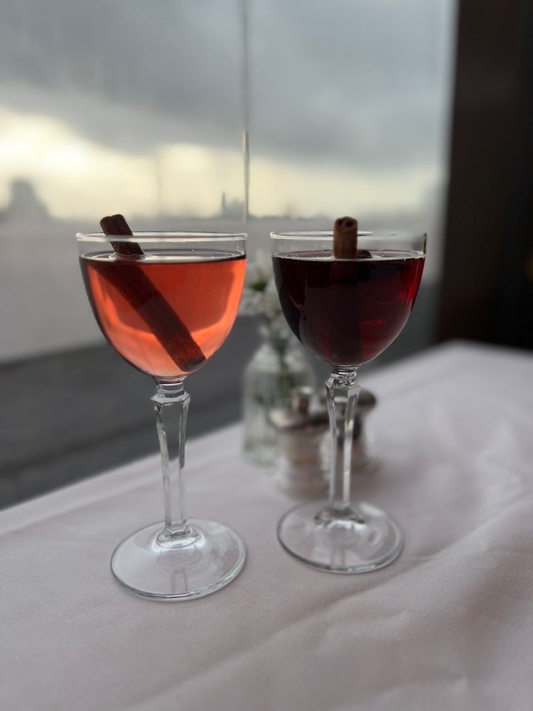 RADIO ROOFTOP - Updated July 2025 - 10 Photos & 10 Reviews - 336-337 ...