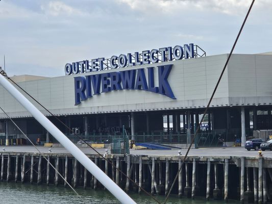 RIVERSTONE GALLERY--RIVERWALK MALL - Updated September 2025 - 17 Photos ...