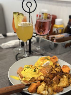 CRUMBS BREAKFAST, LUNCH & BAR - Updated August 2025 - 778 Photos & 615 ...