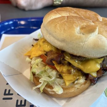 CULVER’S - Updated September 2025 - 77 Photos & 37 Reviews - 8251 W ...
