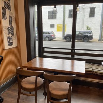 BEN’ YAYS - Updated August 2024 - 42 Photos & 22 Reviews - 1028 King St ...