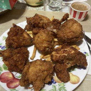 KFC - Updated September 2025 - 580 Mohawk Rd W, Hamilton, Ontario ...