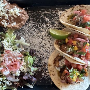 GARAGE TACO BAR - Updated January 2025 - 211 Photos & 318 Reviews - 211 ...