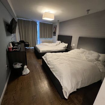 HOTEL 3232 - Updated June 2025 - 112 Photos & 122 Reviews - 32 E 32nd ...