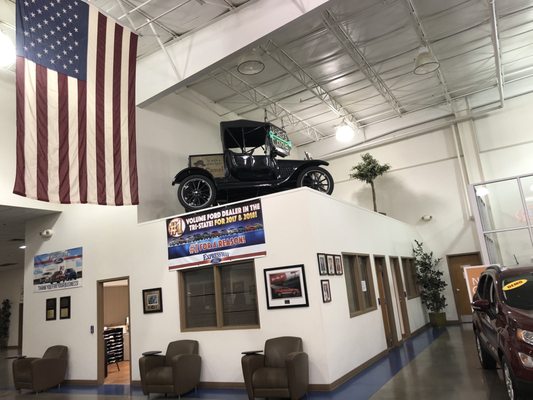 EXPRESSWAY FORD - Updated December 2025 - 16 Photos & 16 Reviews - 3800 ...