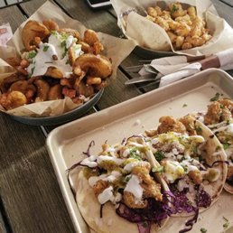 CITIZEN CRUST - 210 Photos & 159 Reviews - 229 Patriot Pl, Foxborough ...