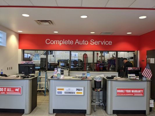 AAA TIRE & AUTO SERVICE - Updated December 2025 - 25 Photos & 36 ...