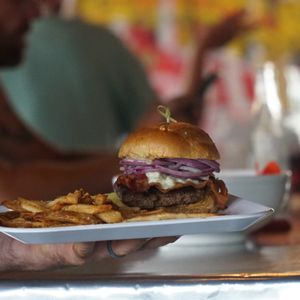 LULU’S BAIT SHACK - 747 Photos & 809 Reviews - Seafood - 17 S Ft ...