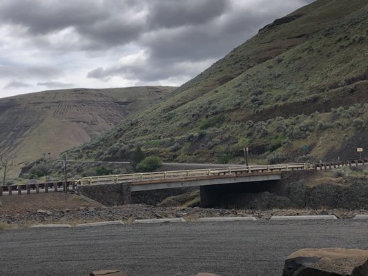SHERARS FALLS - Updated May 2025 - Sherara Bridge Hwy, Tygh Valley ...