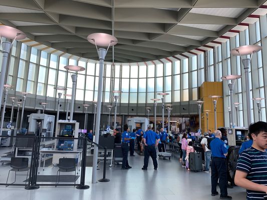 TSA CHECKPOINT 3 - AUSTIN-BERGSTROM INTERNATIONAL AIRPORT - Updated ...