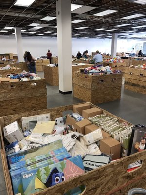 FALLING PRICES - 27 Photos & 31 Reviews - 1005 E Pescadero Ave, Tracy ...