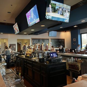 ROCKY RIVER TAP AND TABLE - Updated March 2025 - 231 Photos & 361 ...