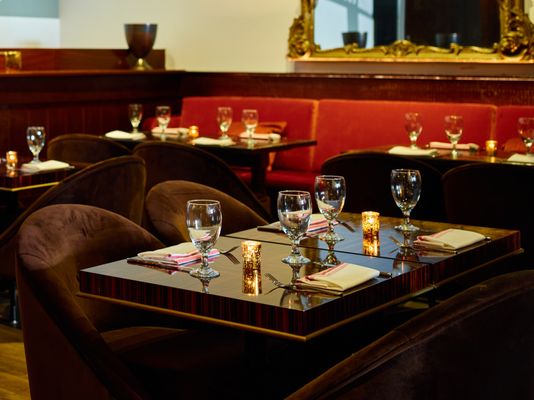 LATITUDE 39 RESTAURANT & BAR - Updated January 2025 - 26 Photos - 306 W ...