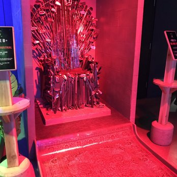 PAR-TEE PUTT - Updated July 2024 - 101 Photos & 31 Reviews - 26 Duncan Street, Toronto, Ontario ...