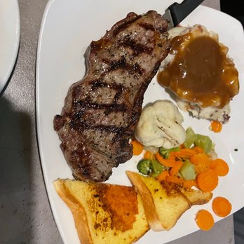 BOSTON’S PUB & GRILL - Updated December 2025 - 86 Photos & 154 Reviews ...