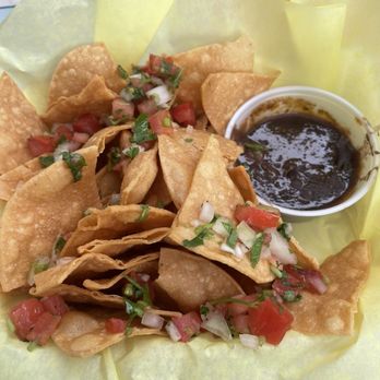 CHA CHA CHICKEN - Updated May 2025 - 2331 Photos & 2537 Reviews - 1906 ...