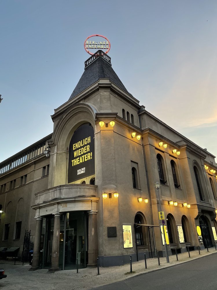 BERLINER ENSEMBLE - 97 Photos & 51 Reviews - Performing Arts - Bertolt ...