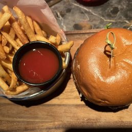 LIBRARY BAR - Updated April 2025 - 964 Photos & 1900 Reviews - 630 W ...