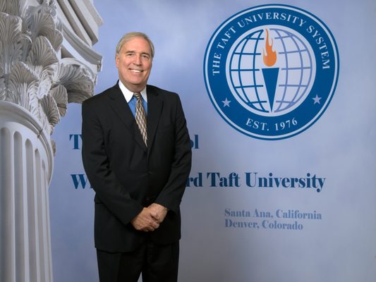 TAFT LAW SCHOOL - Updated October 2025 - 25 Photos - 3000 W MacArthur ...