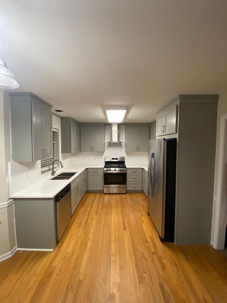 UCS GRANITE - Updated December 2025 - 54 Photos - 4727 N Royal Atlanta ...