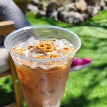 HIDDEN GROUNDS COFFEE - Updated November 2024 - 196 Photos & 67 Reviews ...