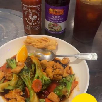 9 ROSES - Updated July 2024 - 645 Photos & 291 Reviews - 1100 Stephens ...