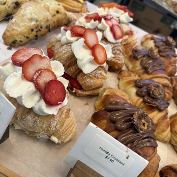 LA CONCHA - Updated July 2025 - 115 Photos & 45 Reviews - 124 E ...