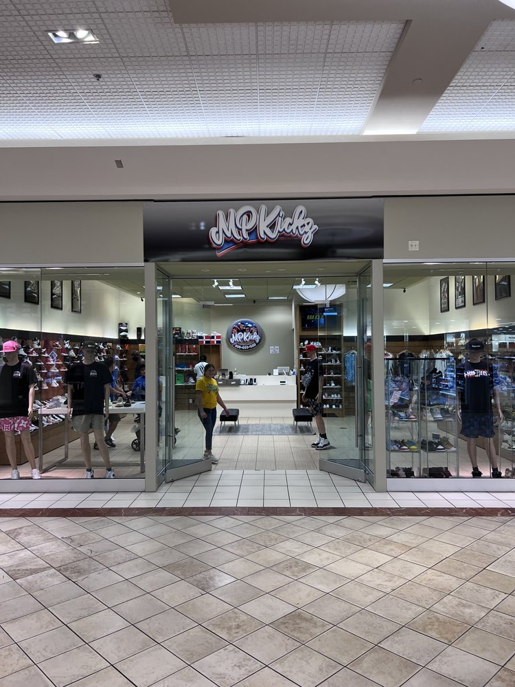 1500 S Willow St, Manchester, New Hampshire - Shoe Stores - Phone ...