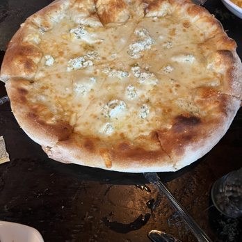 TAPPED BRICK OVEN & POUR HOUSE - Updated January 2026 - 172 Photos ...