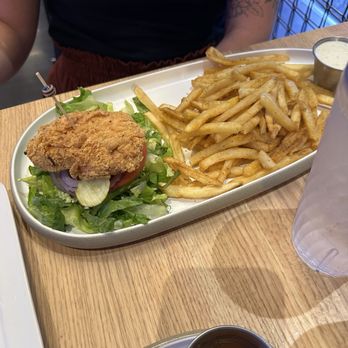 DAVE & BUSTER’S - Updated October 2025 - 99 Photos & 35 Reviews - 13969 ...