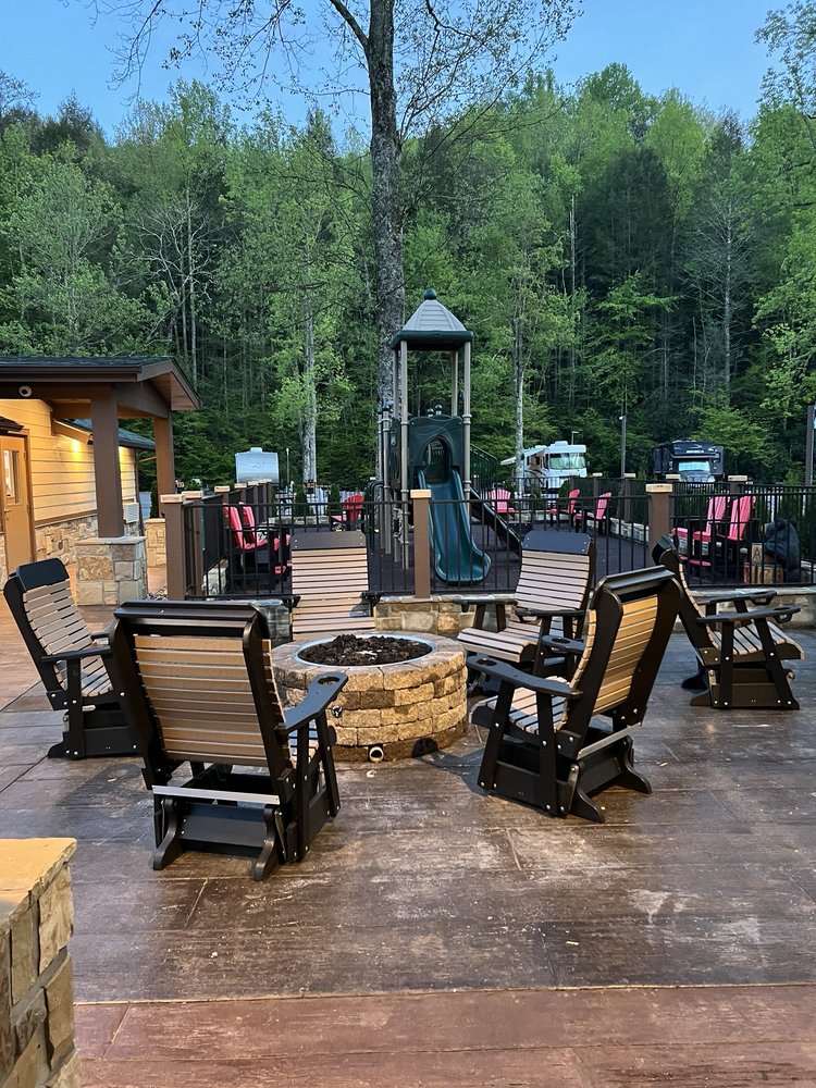 DUDLEY CREEK RV RESORT - Updated September 2025 - 18 Photos - 1640 East ...