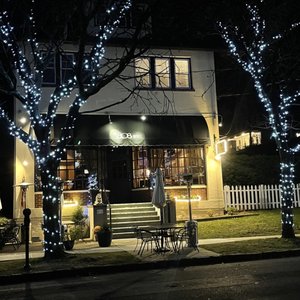 THE 808 BISTRO - 136 Photos & 153 Reviews - American (New) - 808 ...