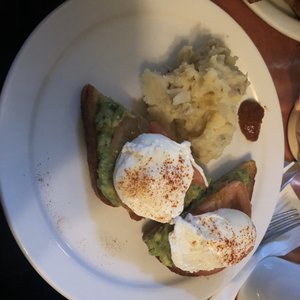 MILESTONES RESTAURANTS - 142 Photos & 98 Reviews - Canadian (New) - 700 ...