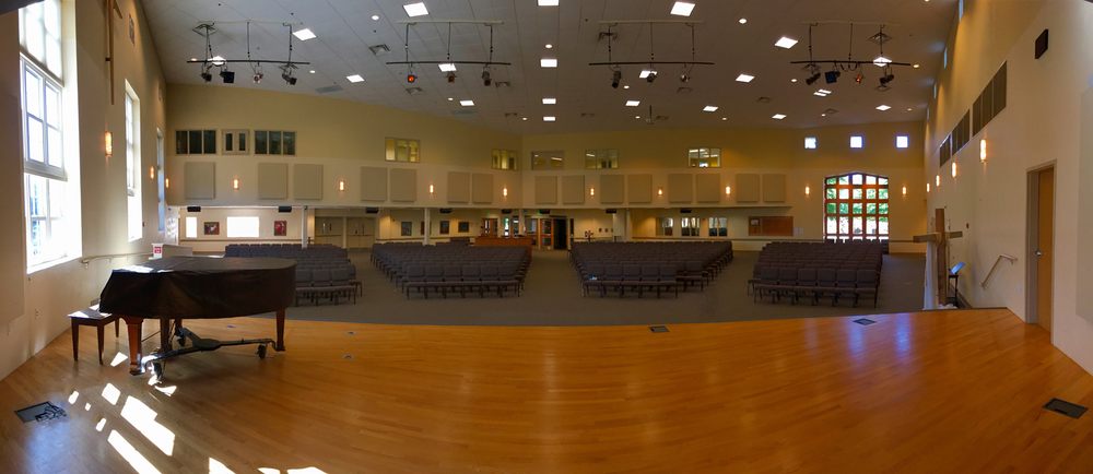 HILLCREST CHURCH - Updated December 2025 - 1400 Larrabee Ave ...