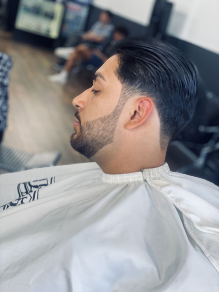 VI INFINITY BARBERSHOP - Updated May 2025 - 15 Photos - 464 W Arrow Hwy ...