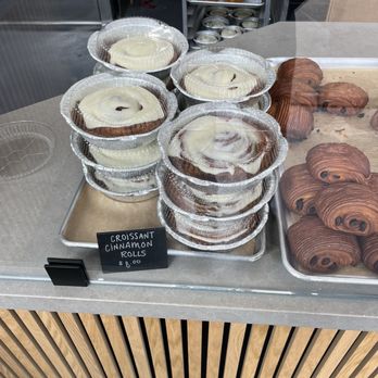 61HUNDRED BREAD - Updated January 2025 - 148 Photos & 36 Reviews - 728 ...