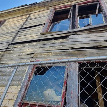 JACKSON ROOMING HOUSE - Updated December 2025 - 34 Photos - 851 Zack St ...