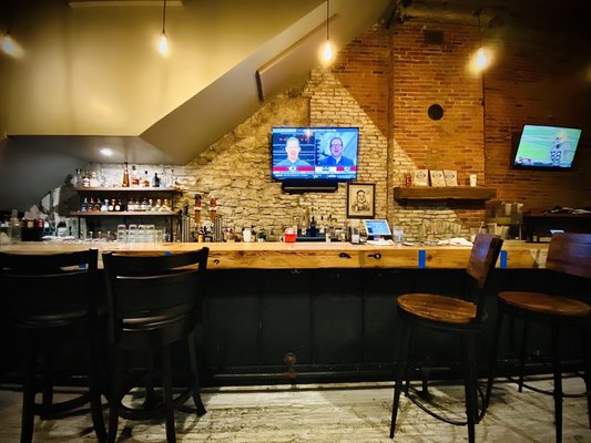 BARRA - Updated October 2024 - 143 Photos & 173 Reviews - 142 Columbus ...