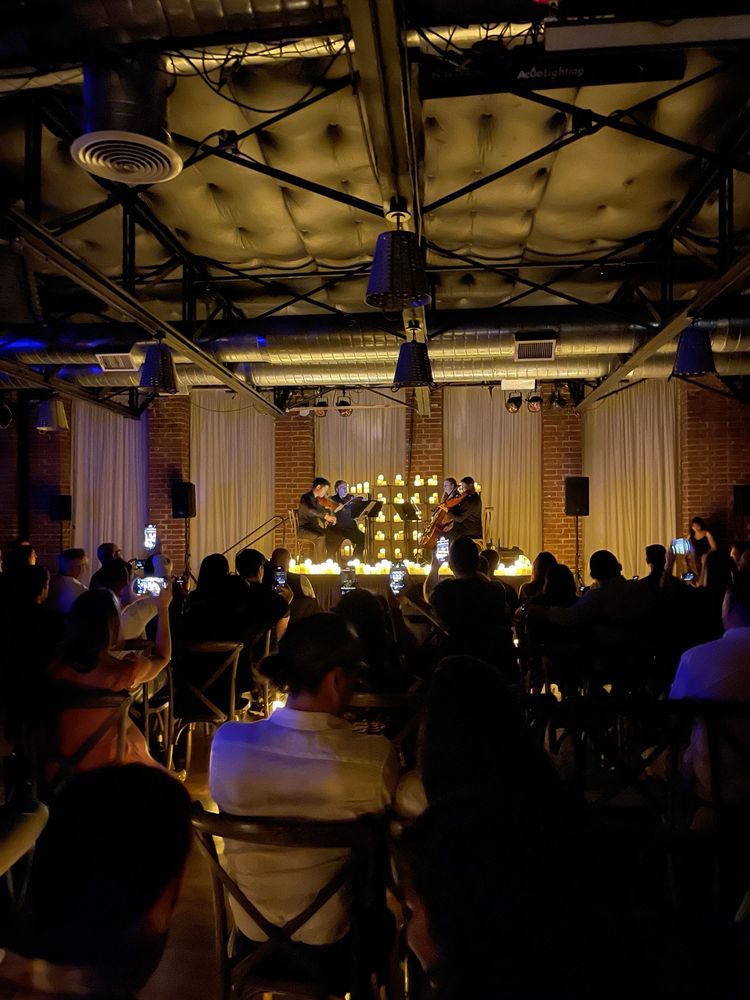 EDISON’S - Updated August 2025 - 33 Photos & 28 Reviews - 1724 Cockrell ...