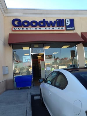 GOODWILL SOUTHERN CALIFORNIA DONATION CENTER - Updated December 2025 ...