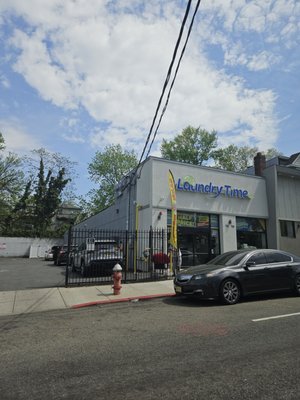 LAUNDRY TIME - Updated May 2026 - 27 Photos - 756 Communipaw Ave ...