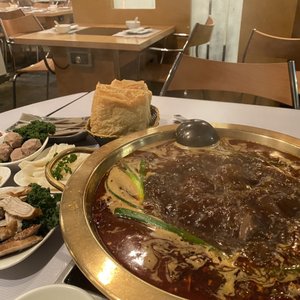 KOI SUSHI HOT POT - 284 Photos & 179 Reviews - 21 Beale St, Quincy ...