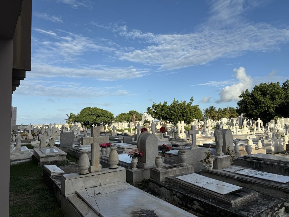 CEMENTERIO PUERTO RICO MEMORIAL - Updated December 2025 - Av. Isla ...