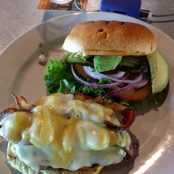 BREWERS RESTAURANT AND SPORTS BAR - Updated September 2025 - 39 Photos ...