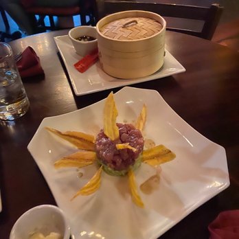 CHAT AMERICAN GRILL - New American Restaurant - 1 Christie Pl ...