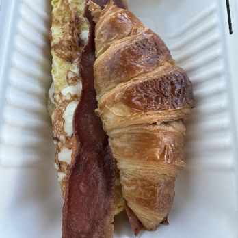 YAVA BAKERY AND CAFE - Updated May 2025 - 1018 Photos & 451 Reviews ...