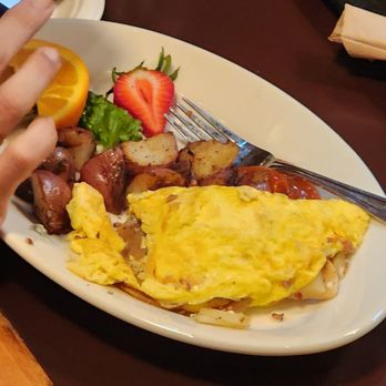 SIMPLE SIMON’S BAKERY & BISTRO - Updated August 2024 - 1279 Photos ...