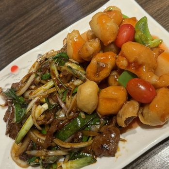 DAO KITCHEN ASIAN BISTRO - Updated May 2025 - 82 Photos & 245 Reviews ...