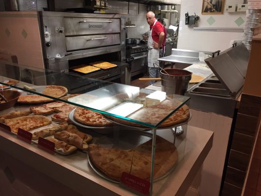 LUCA’S PIZZA & RESTAURANT - Updated December 2025 - 21 Photos & 49 ...