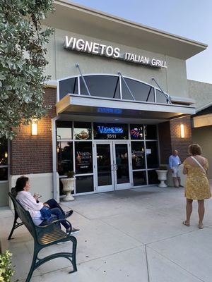 VIGNETOS ITALIAN GRILL - Updated January 2025 - 524 Photos & 368 ...